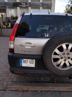 Pelēks Honda CR-V 2005 Kauņa, ar dzinēja tilpumu 2.35 L un nobraukumu 182 tūkst. km par 1800 €, foto 5 vietnē AUTOMOTO.COM.LV