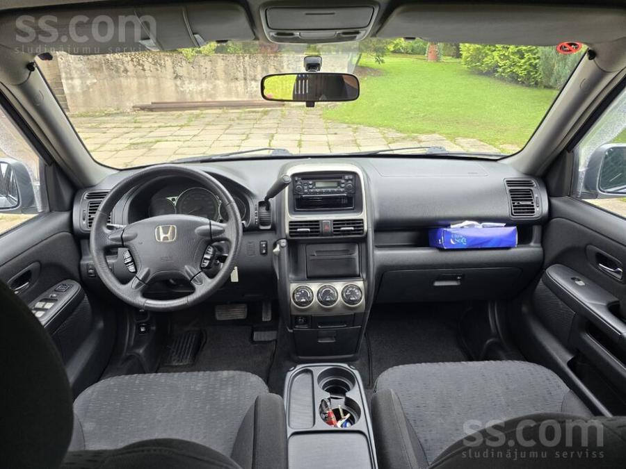 Pelēks Honda CR-V 2005 Cēsis, ar dzinēja tilpumu 2.00 L un nobraukumu 227 tūkst. km par 2450 €, foto 10 vietnē AUTOMOTO.COM.LV