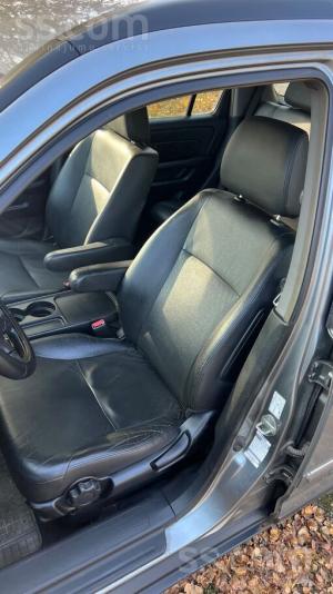 Grey Honda CR-V 2005 in Gulbene, with an engine capacity of 2.00 L and mileage of 200 thousand km for 1900 €, photo 9 on AUTOMOTO.COM.LV