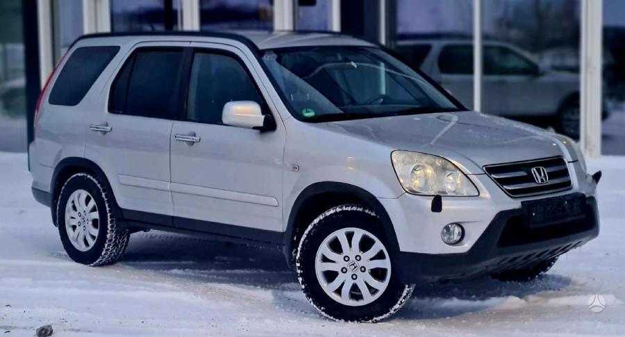 Pelēks Honda CR-V 2006 Viļņa, ar dzinēja tilpumu 2.20 L un nobraukumu 272 tūkst. km par 4850 €, foto 1 vietnē AUTOMOTO.COM.LV