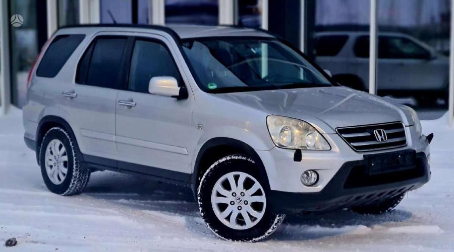 Pelēks Honda CR-V 2006 Viļņa, ar dzinēja tilpumu 2.20 L un nobraukumu 272 tūkst. km par 4850 €, foto 3 vietnē AUTOMOTO.COM.LV