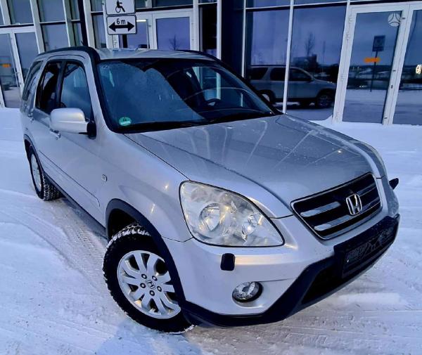 Pelēks Honda CR-V 2006 Viļņa, ar dzinēja tilpumu 2.20 L un nobraukumu 272 tūkst. km par 4850 €, foto 5 vietnē AUTOMOTO.COM.LV