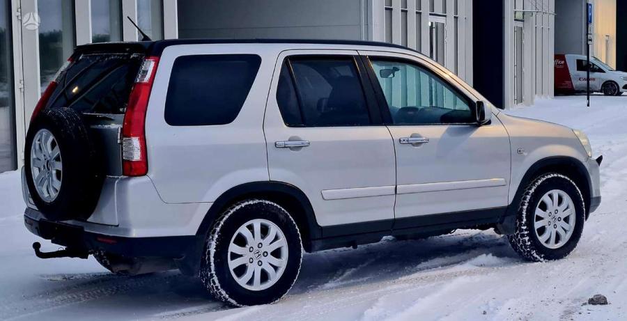 Pelēks Honda CR-V 2006 Viļņa, ar dzinēja tilpumu 2.20 L un nobraukumu 272 tūkst. km par 4850 €, foto 10 vietnē AUTOMOTO.COM.LV