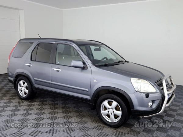 Grey Honda CR-V 2006 in Tallinn, with an engine capacity of 2.00 L and mileage of 472 thousand km for 999 €, photo 1 on AUTOMOTO.COM.LV