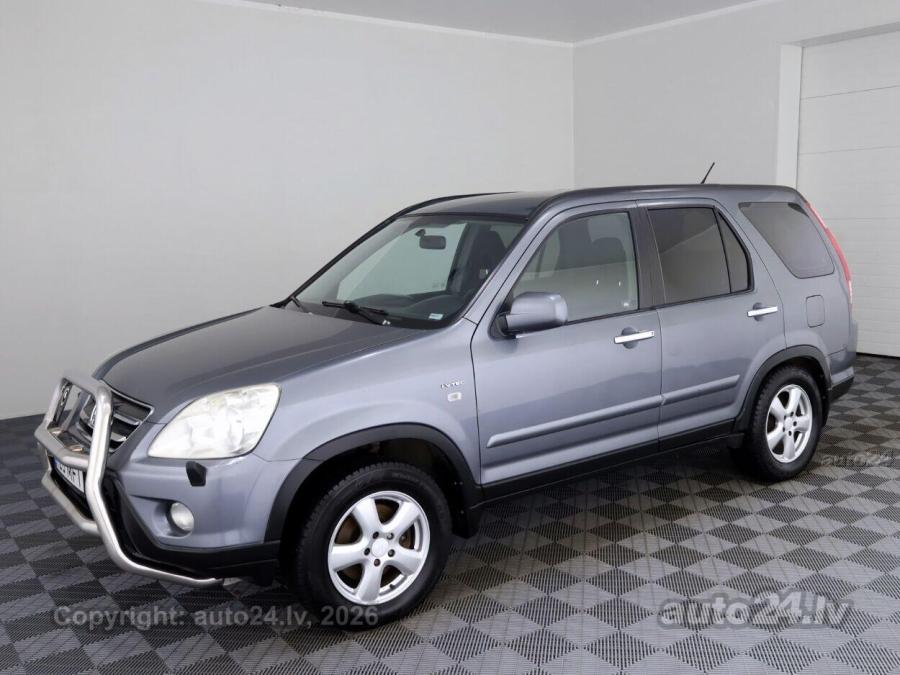 Pelēks Honda CR-V 2006 Tallina, ar dzinēja tilpumu 2.00 L un nobraukumu 472 tūkst. km par 999 €, foto 2 vietnē AUTOMOTO.COM.LV