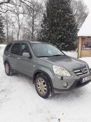 Grey Honda CR-V 2006 in Gulbene, with an engine capacity of 2.20 L and mileage of 261 thousand km for 2450 €, photo  on AUTOMOTO.COM.LV