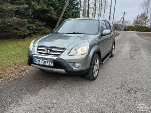 Pelēks Honda CR-V 2006 Utena, ar dzinēja tilpumu 2.20 L un nobraukumu 300 tūkst. km par 3100 €, foto 13 vietnē AUTOMOTO.COM.LV
