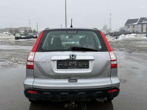 Pelēks Honda CR-V 2006 Marijampole, ar dzinēja tilpumu 2.00 L un nobraukumu 299 tūkst. km par 3150 €, foto 5 vietnē AUTOMOTO.COM.LV
