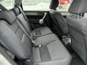 Pelēks Honda CR-V 2006 Marijampole, ar dzinēja tilpumu 2.00 L un nobraukumu 299 tūkst. km par 3150 €, foto 9 vietnē AUTOMOTO.COM.LV