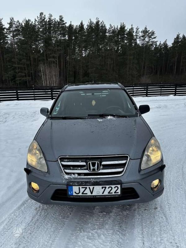 Pelēks Honda CR-V 2006 Viļņa, ar dzinēja tilpumu 2.20 L un nobraukumu 303 tūkst. km par 3500 €, foto 1 vietnē AUTOMOTO.COM.LV