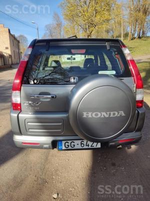 Pelēks Honda CR-V 2006 Rīga, ar dzinēja tilpumu 2.20 L un nobraukumu 157 tūkst. km par 5700 €, foto 6 vietnē AUTOMOTO.COM.LV