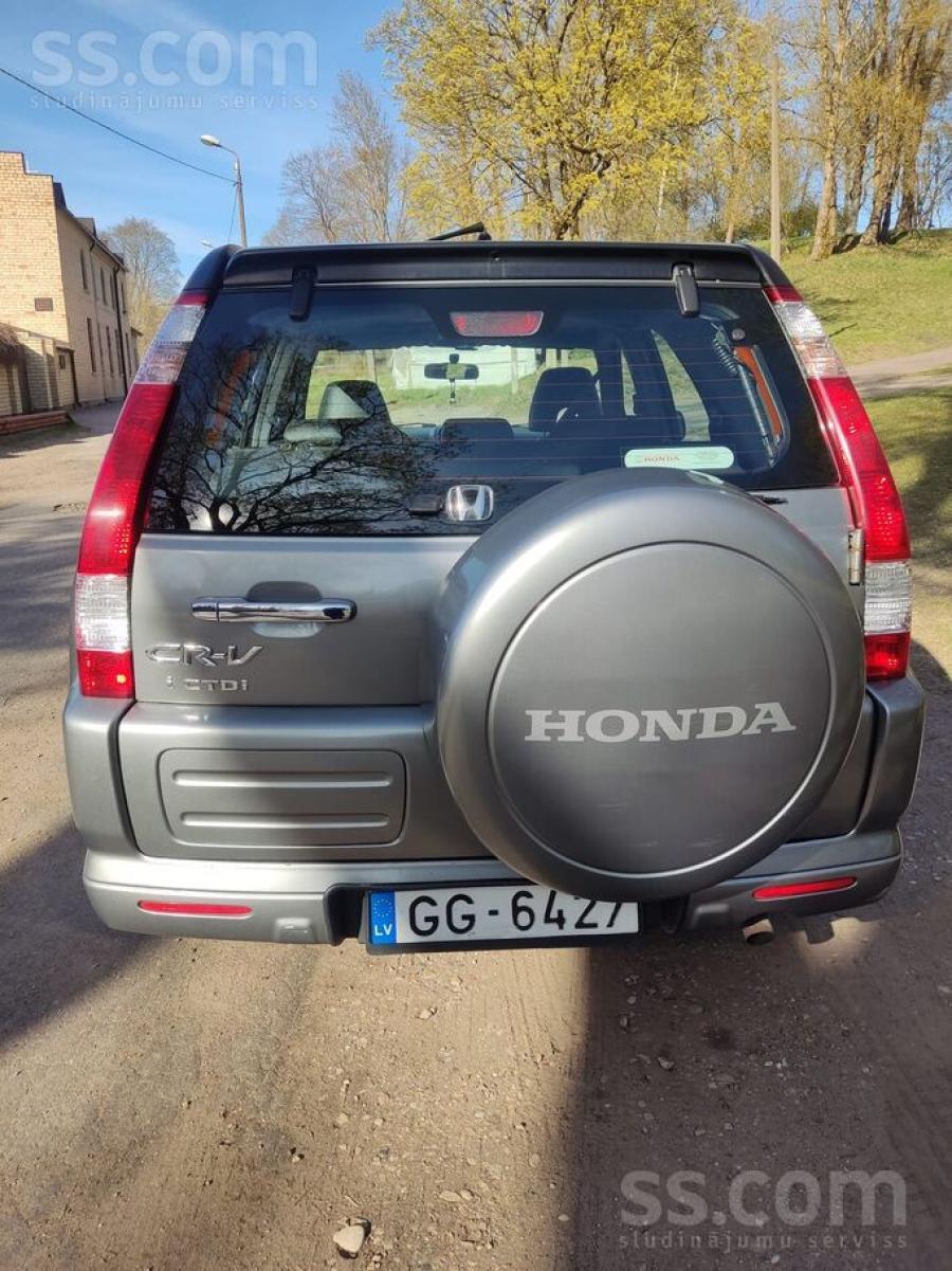 Pelēks Honda CR-V 2006 Rīga, ar dzinēja tilpumu 2.20 L un nobraukumu 157 tūkst. km par 5700 €, foto 6 vietnē AUTOMOTO.COM.LV