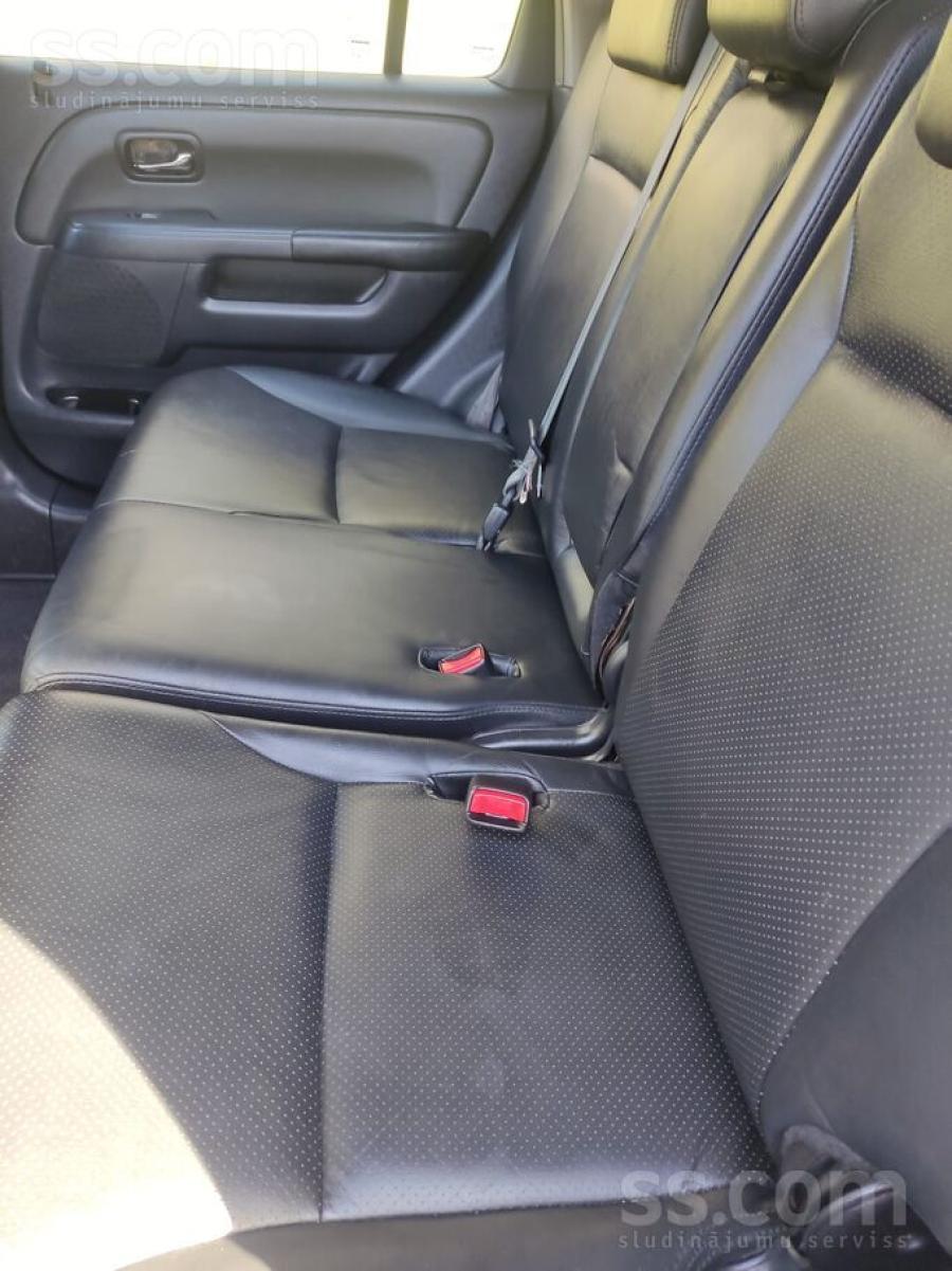 Pelēks Honda CR-V 2006 Rīga, ar dzinēja tilpumu 2.20 L un nobraukumu 157 tūkst. km par 5700 €, foto 19 vietnē AUTOMOTO.COM.LV