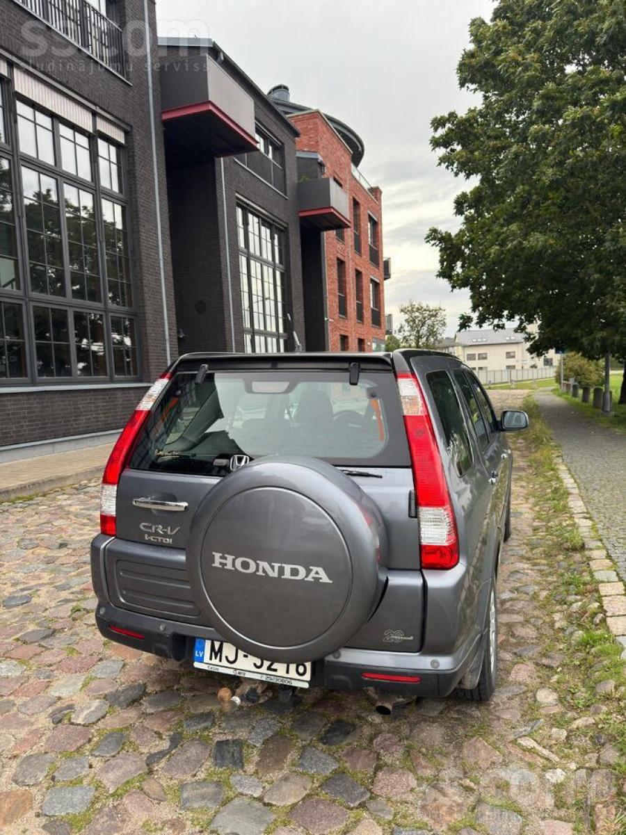 Pelēks Honda CR-V 2006 Rīga, ar dzinēja tilpumu 2.20 L un nobraukumu 265 tūkst. km par 3550 €, foto 8 vietnē AUTOMOTO.COM.LV