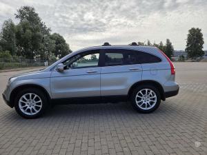 Pelēks Honda CR-V 2006 Marijampole, ar dzinēja tilpumu 2.00 L un nobraukumu 226 tūkst. km par 3950 €, foto 7 vietnē AUTOMOTO.COM.LV