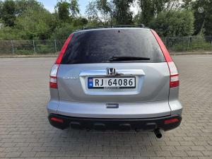 Pelēks Honda CR-V 2006 Marijampole, ar dzinēja tilpumu 2.00 L un nobraukumu 226 tūkst. km par 3950 €, foto 8 vietnē AUTOMOTO.COM.LV