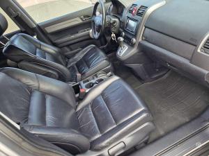 Pelēks Honda CR-V 2006 Marijampole, ar dzinēja tilpumu 2.00 L un nobraukumu 226 tūkst. km par 3950 €, foto 17 vietnē AUTOMOTO.COM.LV