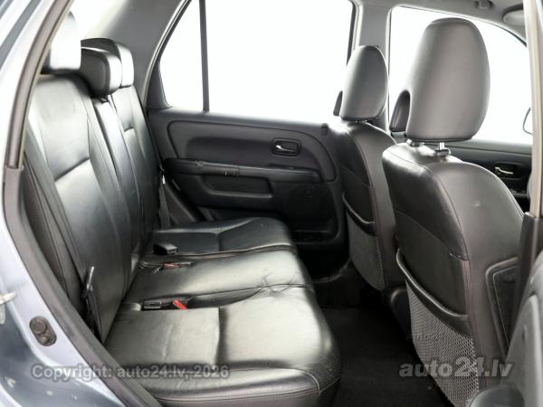 Grey Honda CR-V 2006 in Tallinn, with an engine capacity of 2.00 L and mileage of 404 thousand km for 1399 €, photo 7 on AUTOMOTO.COM.LV