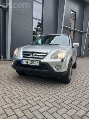 Grey Honda CR-V 2006 in Talsi, with an engine capacity of 2.00 L and mileage of 225 thousand km for 2250 €, photo  on AUTOMOTO.COM.LV