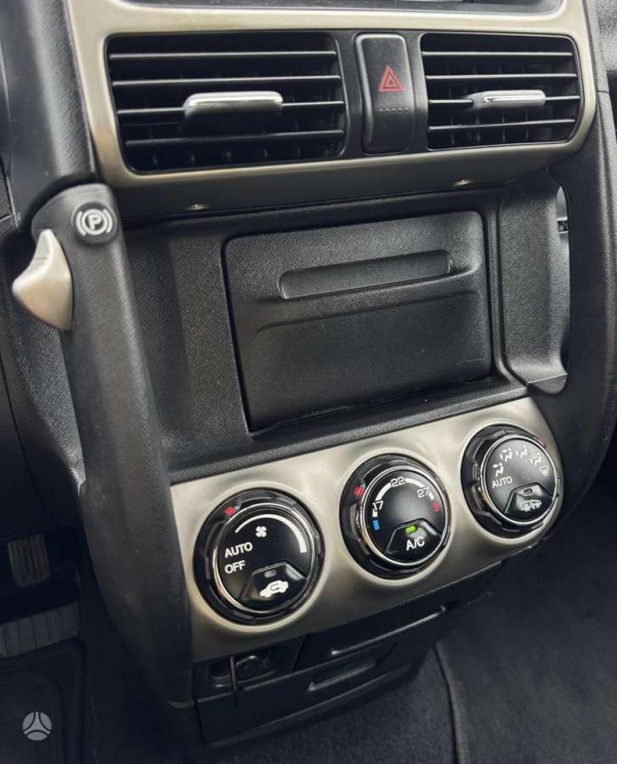 Pelēks Honda CR-V 2006 Viļņa, ar dzinēja tilpumu 2.00 L un nobraukumu 256 tūkst. km par 2250 €, foto 25 vietnē AUTOMOTO.COM.LV