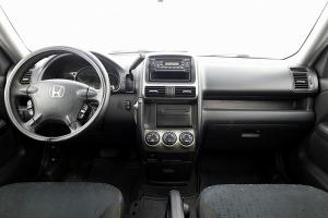 Pelēks Honda CR-V 2006 Tallina, ar dzinēja tilpumu 2.00 L un nobraukumu 257 tūkst. km par 1799 €, foto 6 vietnē AUTOMOTO.COM.LV