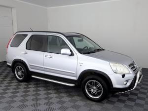 Pelēks Honda CR-V 2006 Tallina, ar dzinēja tilpumu 2.00 L un nobraukumu 257 tūkst. km par 1799 €, foto 9 vietnē AUTOMOTO.COM.LV