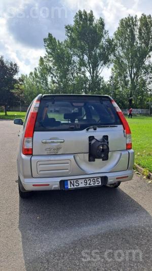Pelēks Honda CR-V 2006 Rīga, ar dzinēja tilpumu 2.20 L un nobraukumu 260 tūkst. km par 2150 €, foto 3 vietnē AUTOMOTO.COM.LV