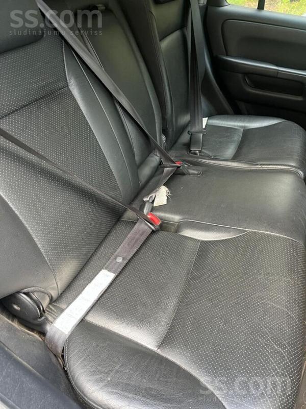 Pelēks Honda CR-V 2006 Rīga, ar dzinēja tilpumu 2.20 L un nobraukumu 260 tūkst. km par 2150 €, foto 6 vietnē AUTOMOTO.COM.LV