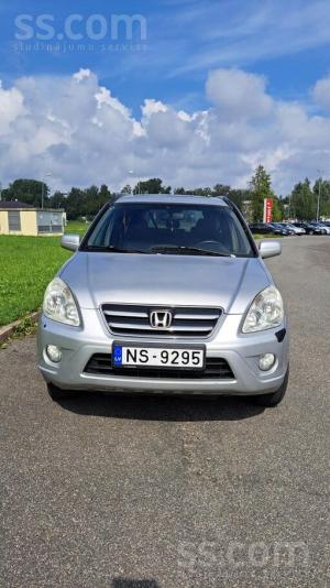 Pelēks Honda CR-V 2006 Rīga, ar dzinēja tilpumu 2.20 L un nobraukumu 260 tūkst. km par 2150 €, foto 7 vietnē AUTOMOTO.COM.LV