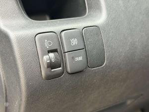 Pelēks Honda CR-V 2006 Utena, ar dzinēja tilpumu 2.20 L un nobraukumu 391 tūkst. km par 3490 €, foto 23 vietnē AUTOMOTO.COM.LV