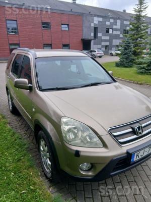 Pelēks Honda CR-V 2006 Kuldīga, ar dzinēja tilpumu 2.00 L un nobraukumu 243 tūkst. km par 1850 €, foto 6 vietnē AUTOMOTO.COM.LV