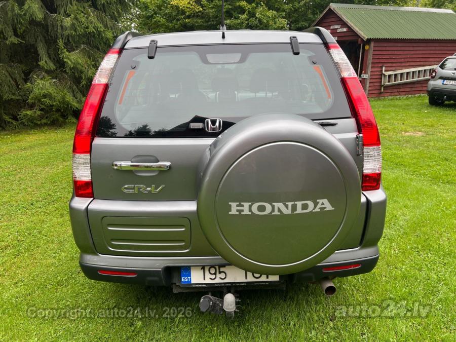 Pelēks Honda CR-V 2006 Jegeva, ar dzinēja tilpumu 2.00 L un nobraukumu 343 tūkst. km par 2999 €, foto 4 vietnē AUTOMOTO.COM.LV