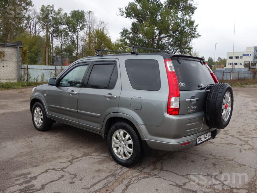 Pelēks Honda CR-V 2006 Rīga, ar dzinēja tilpumu 2.20 L un nobraukumu 323 tūkst. km par 2850 €, foto 16 vietnē AUTOMOTO.COM.LV