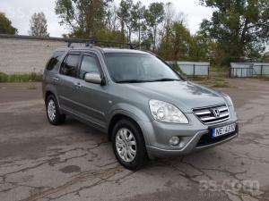 Pelēks Honda CR-V 2006 Rīga, ar dzinēja tilpumu 2.20 L un nobraukumu 323 tūkst. km par 2850 €, foto 17 vietnē AUTOMOTO.COM.LV