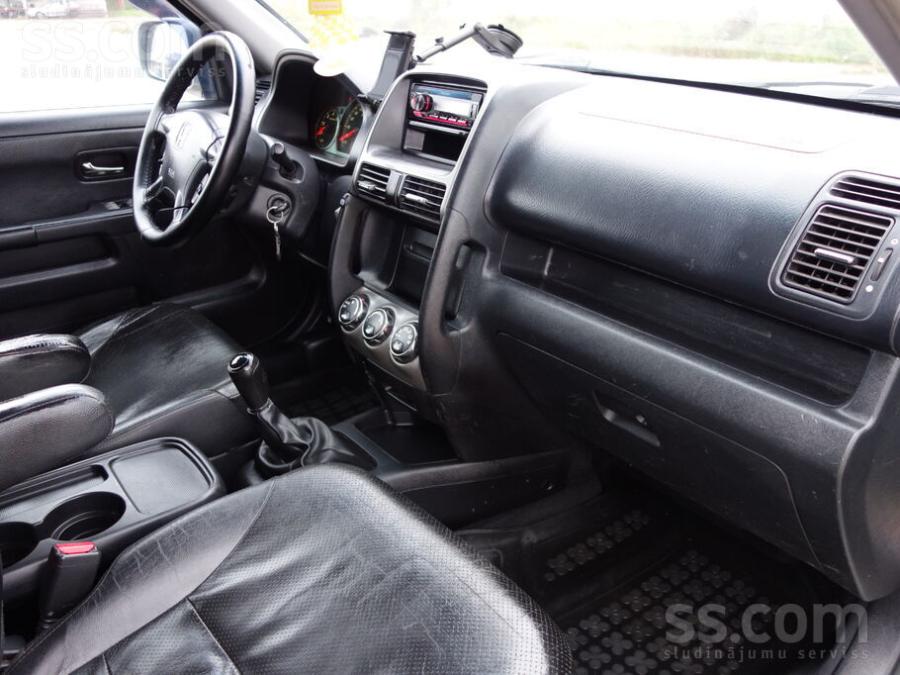 Pelēks Honda CR-V 2006 Rīga, ar dzinēja tilpumu 2.20 L un nobraukumu 323 tūkst. km par 2850 €, foto 20 vietnē AUTOMOTO.COM.LV