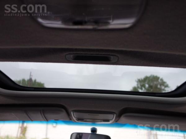 Grey Honda CR-V 2006 in Riga, with an engine capacity of 2.20 L and mileage of 323 thousand km for 2850 €, photo 11 on AUTOMOTO.COM.LV