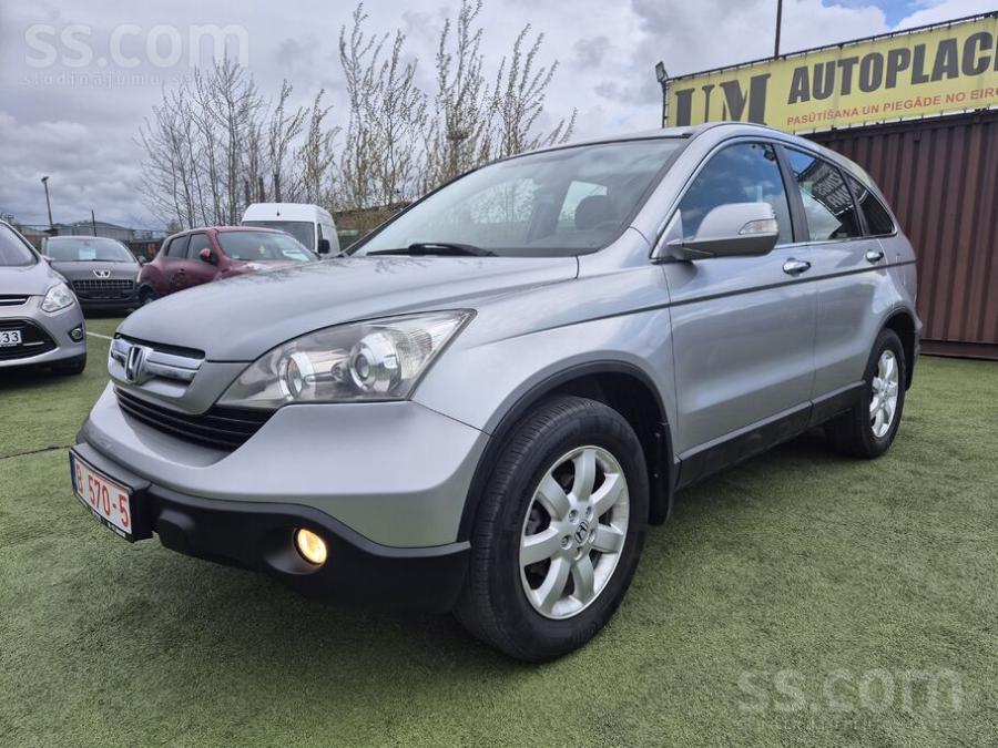 Pelēks Honda CR-V 2007 Liepāja, ar dzinēja tilpumu 2.20 L un nobraukumu 240 tūkst. km par 3400 €, foto 9 vietnē AUTOMOTO.COM.LV
