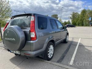 Grey Honda CR-V 2007 in Daugavpils, with an engine capacity of 2.20 L and mileage of 274 thousand km for 4500 €, photo 6 on AUTOMOTO.COM.LV
