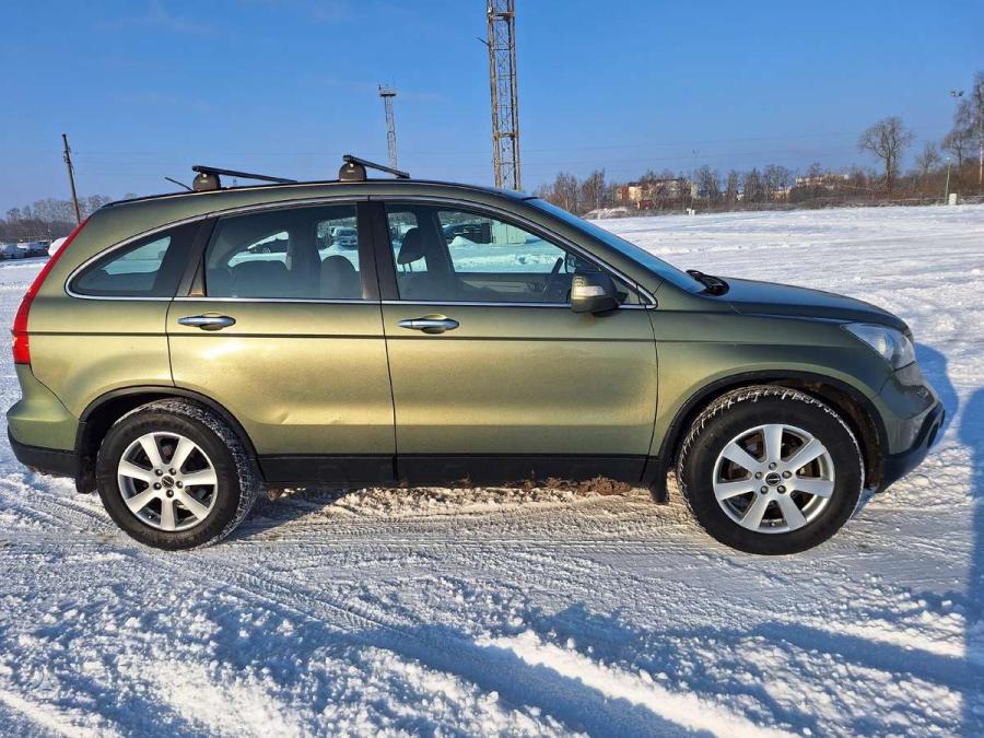 Pelēks Honda CR-V 2007 Marijampole, ar dzinēja tilpumu 2.00 L un nobraukumu 326 tūkst. km par 3400 €, foto 6 vietnē AUTOMOTO.COM.LV