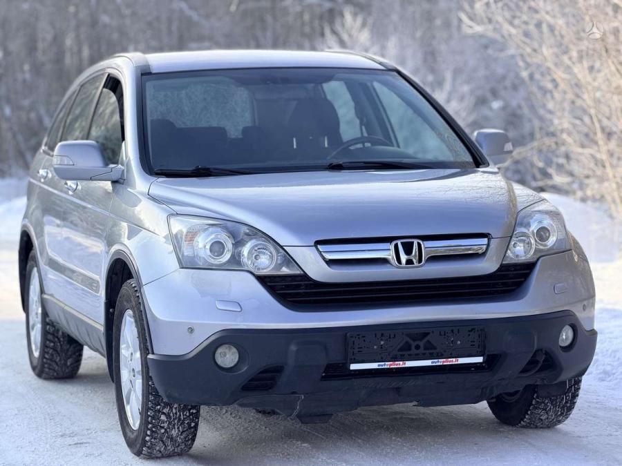 Pelēks Honda CR-V 2007 Utena, ar dzinēja tilpumu 2.00 L un nobraukumu 318 tūkst. km par 4650 €, foto 5 vietnē AUTOMOTO.COM.LV