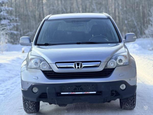 Grey Honda CR-V 2007 in Utena, with an engine capacity of 2.00 L and mileage of 318 thousand km for 4650 €, photo 4 on AUTOMOTO.COM.LV