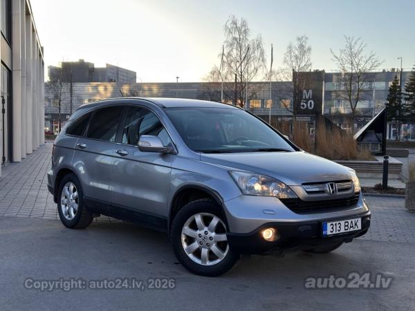 Pelēks Honda CR-V 2007 Tallina, ar dzinēja tilpumu 2.00 L un nobraukumu 215 tūkst. km par 4250 €, foto 6 vietnē AUTOMOTO.COM.LV