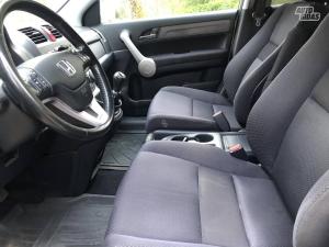 Grey Honda CR-V 2007 in Utena, with an engine capacity of 2.20 L and mileage of 240 thousand km for 4200 €, photo 5 on AUTOMOTO.COM.LV
