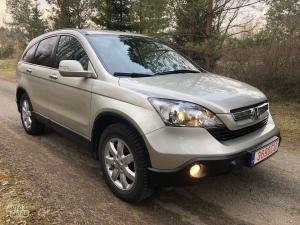 Grey Honda CR-V 2007 in Utena, with an engine capacity of 2.20 L and mileage of 240 thousand km for 4200 €, photo 6 on AUTOMOTO.COM.LV