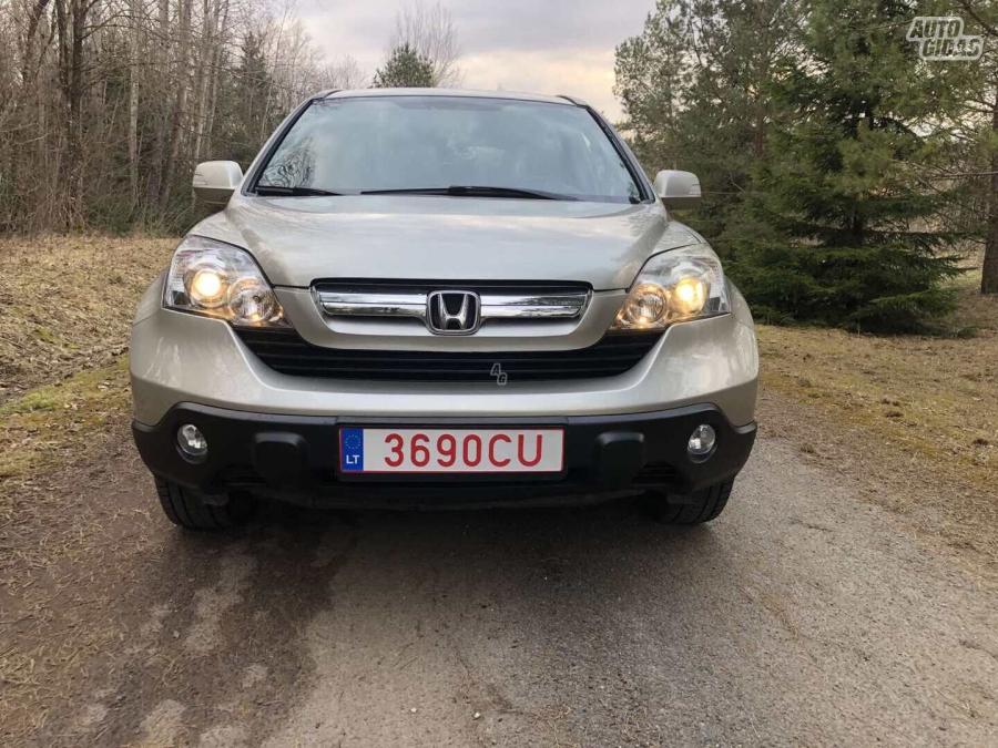 Grey Honda CR-V 2007 in Utena, with an engine capacity of 2.20 L and mileage of 240 thousand km for 4200 €, photo 10 on AUTOMOTO.COM.LV