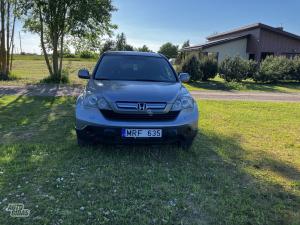 Pelēks Honda CR-V 2007 Kupiškis, ar dzinēja tilpumu 2.20 L un nobraukumu 305 tūkst. km par 3000 €, foto 3 vietnē AUTOMOTO.COM.LV