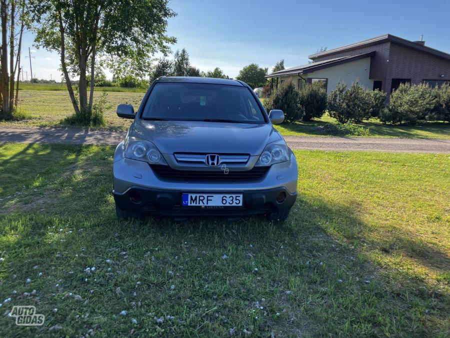Pelēks Honda CR-V 2007 Kupiškis, ar dzinēja tilpumu 2.20 L un nobraukumu 305 tūkst. km par 3000 €, foto 3 vietnē AUTOMOTO.COM.LV