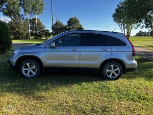 Pelēks Honda CR-V 2007 Kupiškis, ar dzinēja tilpumu 2.20 L un nobraukumu 305 tūkst. km par 3000 €, foto 4 vietnē AUTOMOTO.COM.LV