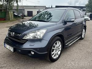 Grey Honda CR-V 2007 in Riga, with an engine capacity of 2.00 L and mileage of 0 thousand km for 3450 €, photo 3 on AUTOMOTO.COM.LV