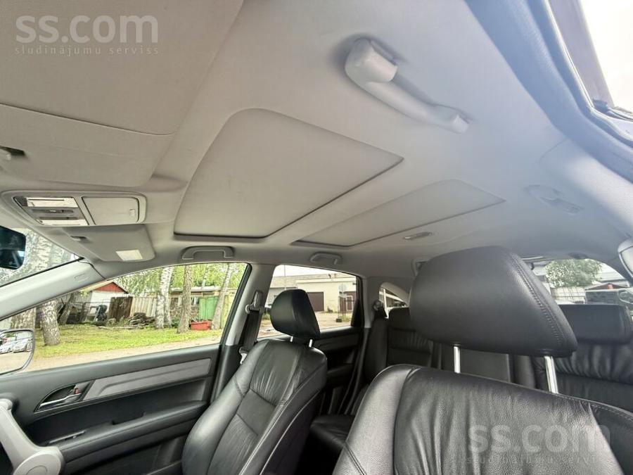 Grey Honda CR-V 2007 in Riga, with an engine capacity of 2.00 L and mileage of 0 thousand km for 3450 €, photo 17 on AUTOMOTO.COM.LV